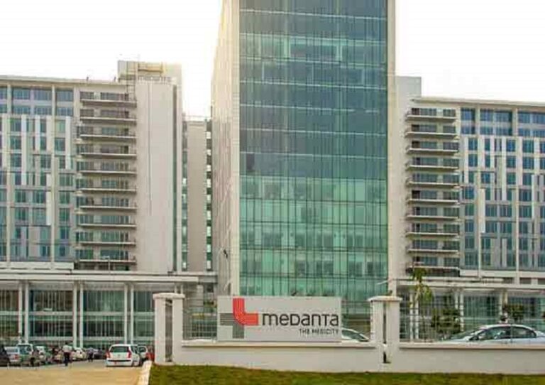 Medanta the Medicity - Eye Department Gurgaon India